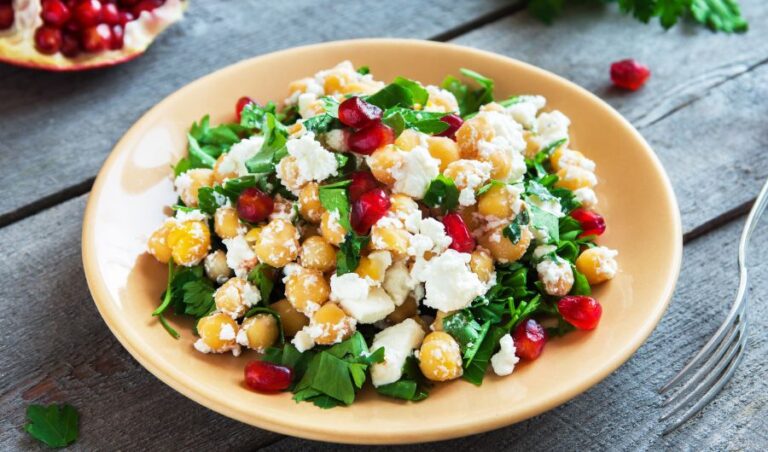 How to Microwave Feta Cheese? Quick and easy method ...